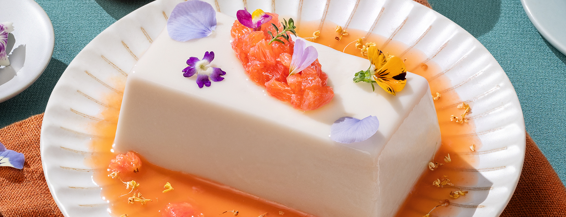 Sunkist_Website_Banner_Almond Tofu (1920×735) | Sunkist hk-en